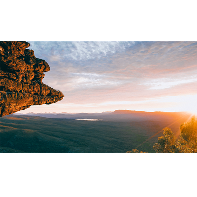Cliff edge sunset - 4k - KDE Store
