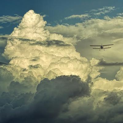 Airplane Through Clouds- FHD/4K - KDE Store