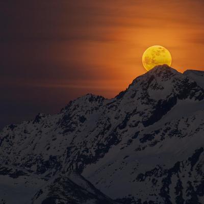 Rise Of Supermoon HD WALLPAPER - KDE Store