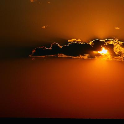 The cloud hides the sun - KDE Store