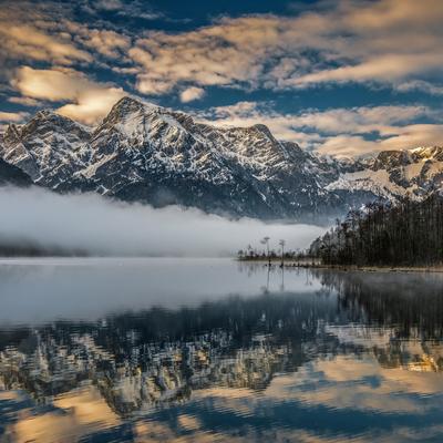 Lake reflection Mountain Winter - KDE Store