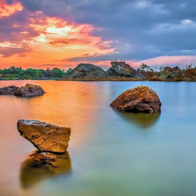 Amazing nature reflection lake - KDE Store