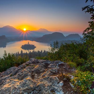 nature lake reflection sunrays - KDE Store