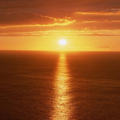 Sunset The sun The sky Clouds Sea Light Rays - KDE Store