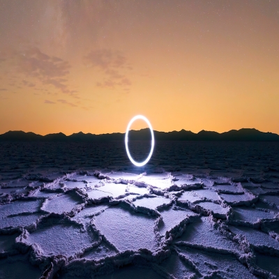 New Space Light Landed In Drought 4k - KDE Store