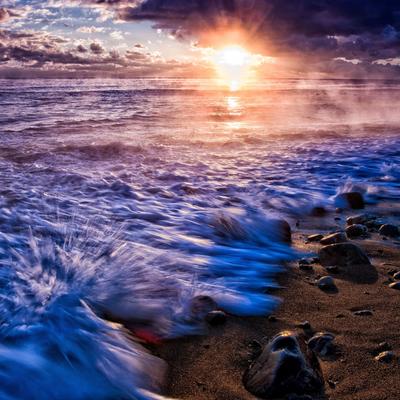 Sea Waves Crashing on Shore During Sunset Full HD - KDE Store