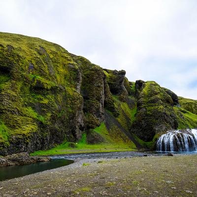 hills valley moss river stream - KDE Store