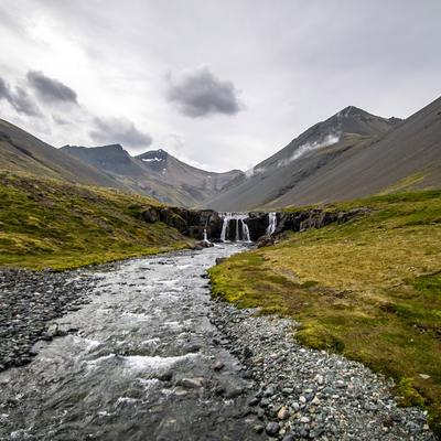 Glacier Canyon River Pebbles Mountains - KDE Store