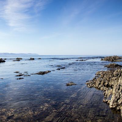 Blue sky white clouds beach reef skyline - KDE Store