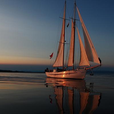 Ocean boat Landscape photography - KDE Store