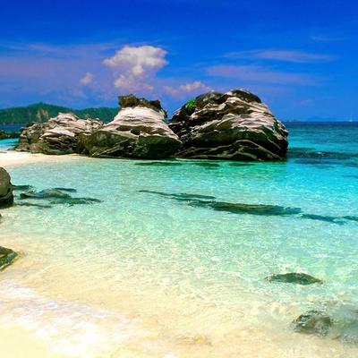 Phuket Sunny Beach Landscape - KDE Store