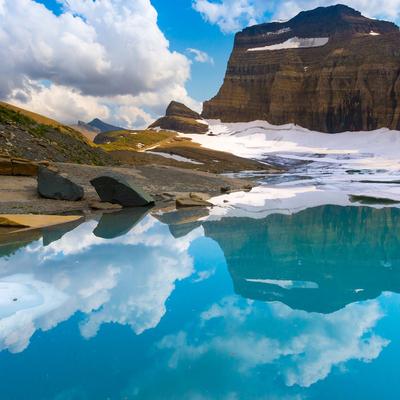 Sky Reflection on Lake - KDE Store