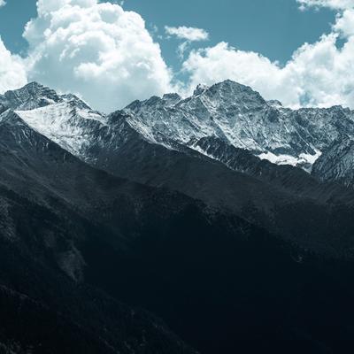 Mountain Range Full HD - KDE Store