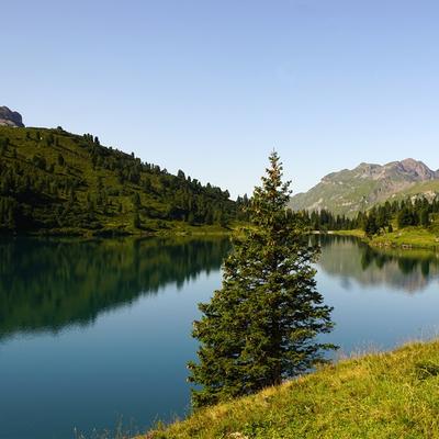 Outdoor Camping Mountains Lakes Jungles 5K - KDE Store