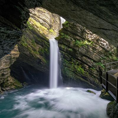 Waterfall River Rock Cave Trail Switzerland 5K - KDE Store