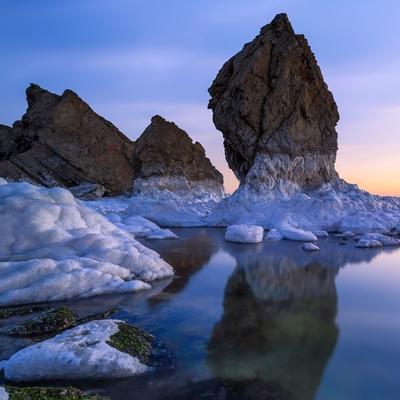 Winter Frozen Rocks 2021 Lake Landscape 5K Pho.. - KDE Store