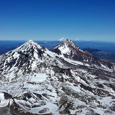 Snow Covered Mountain Under Blue Sky - KDE Store