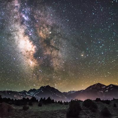 Black and White Mountain Under Blue Sky - KDE Store
