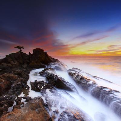 Long Exposure of a Landscape - KDE Store