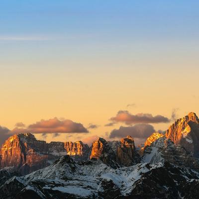 Snow Mountains Peaks Summer Sunshine Sunset 5K - KDE Store