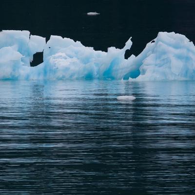 Ice on Water During Daytime Full HD - KDE Store