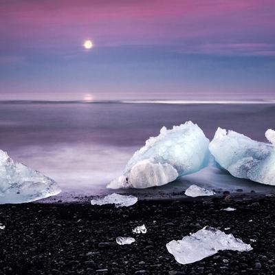 Winter beach ice cubes-Scenery HD Wallpaper - KDE Store