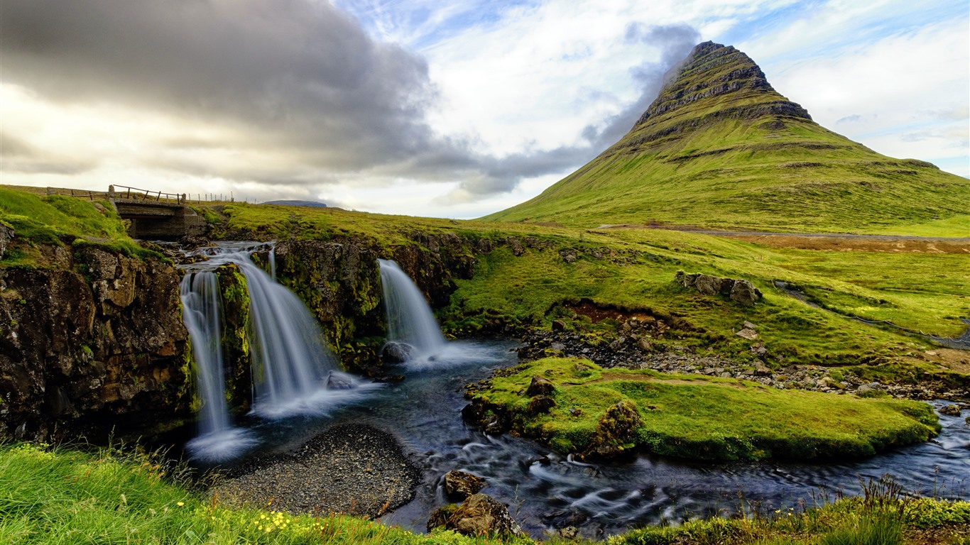 Mountains Meadows Rivers Kirkjufell Iceland 5K - KDE Store