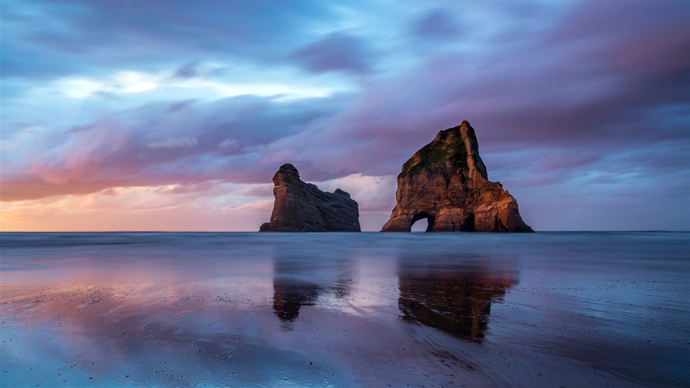 Archway Islands Wharariki Beach South Island N.. - KDE Store