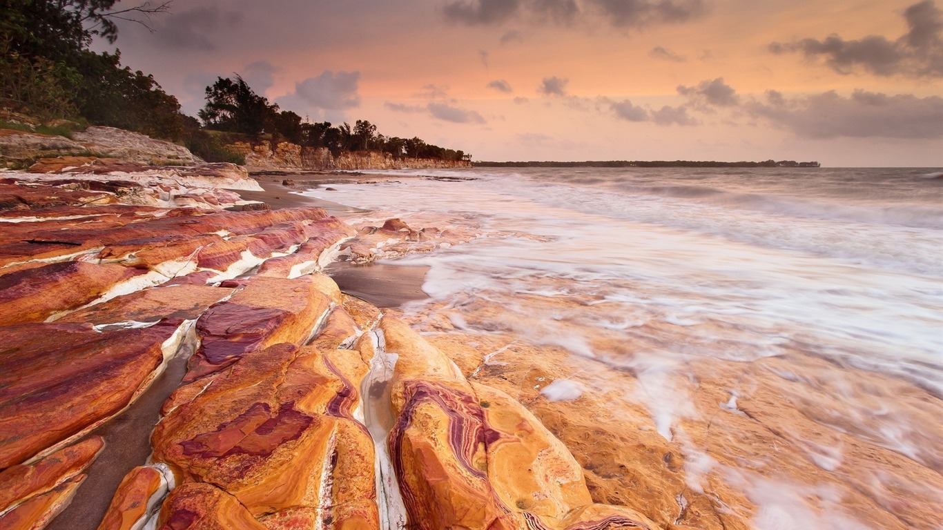 Rusty rocks washed ocean-Nature Scenery HD Wal.. - KDE Store
